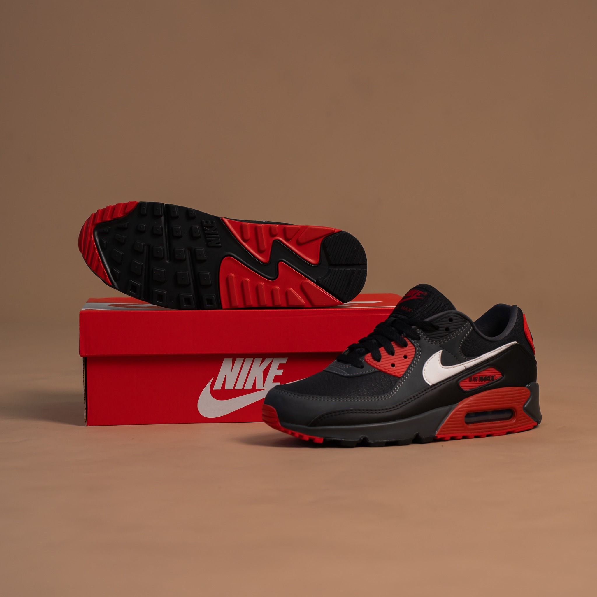 NIKE AIR MAX 90 FB9658-001 | Paradise